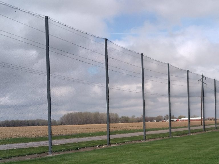 Commercial Sports Fencing l B&T Fencing
